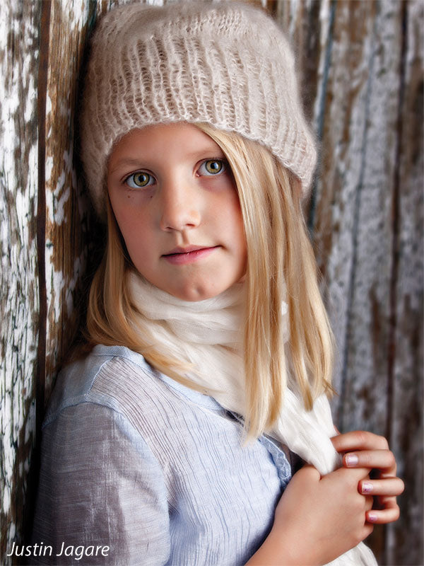 Neglected Rustic Barn Door Photography Backdrop - Denny Manufacturing